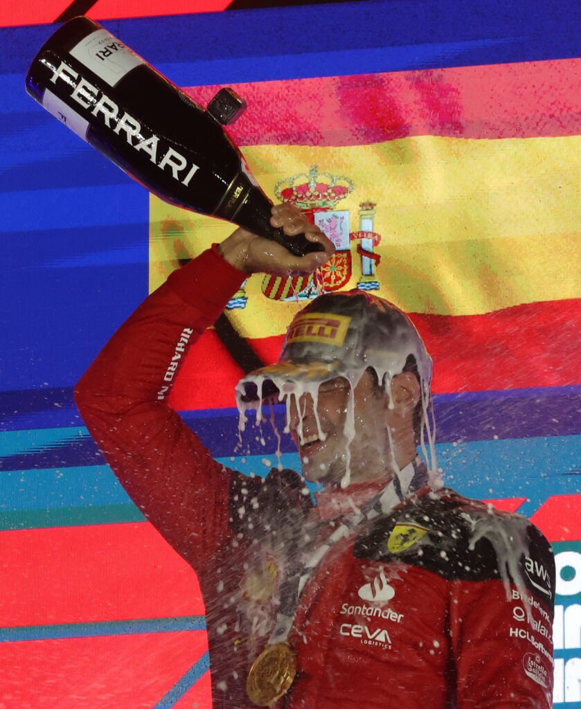 Collection Suites | The Singapore F1 Grand Prix: Carlos Sainz Shatters ...